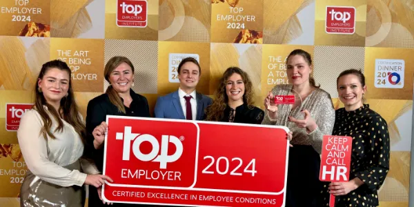 R+V erhält zum 17. Mal in Folge die Auszeichnung "Top Employer"