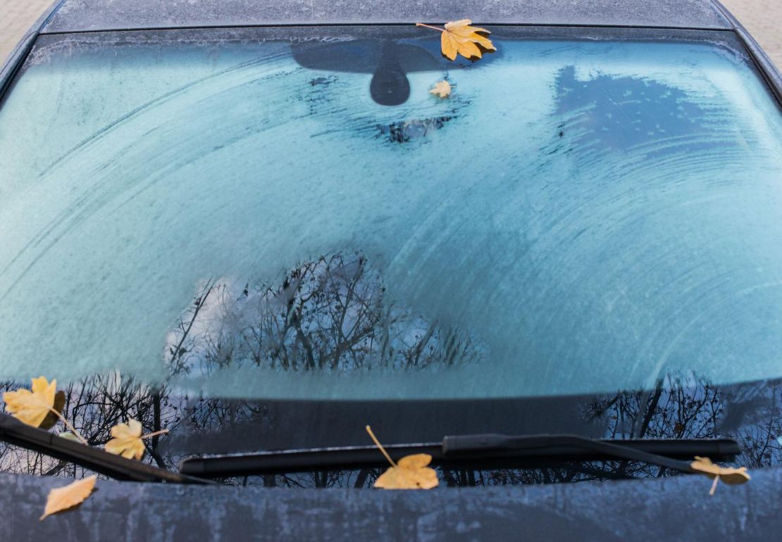 Scheiben enteisen: Mit unseren Tricks ein Klacks!